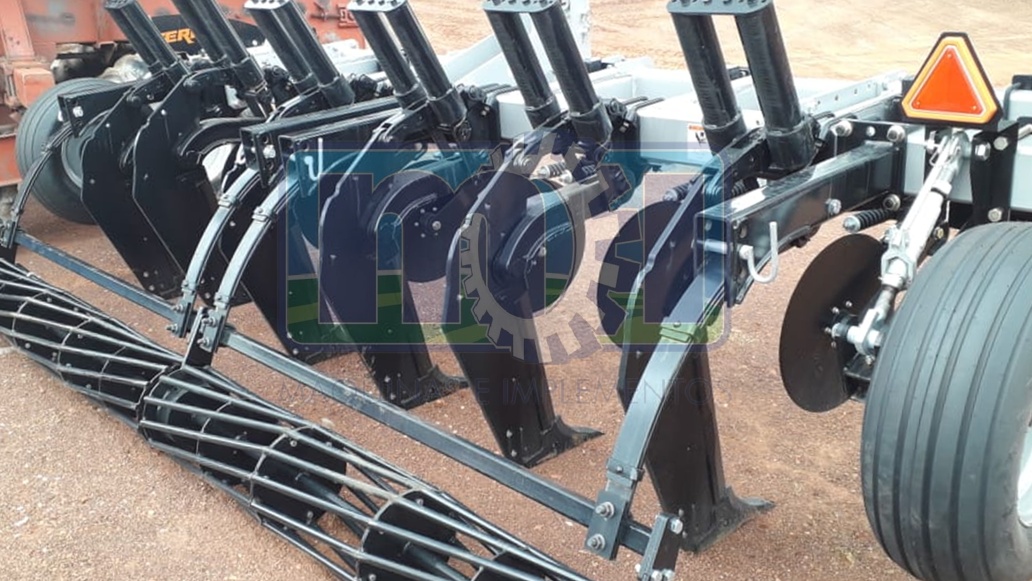 Descompactador GTS TERRUS - Moi Máquinas